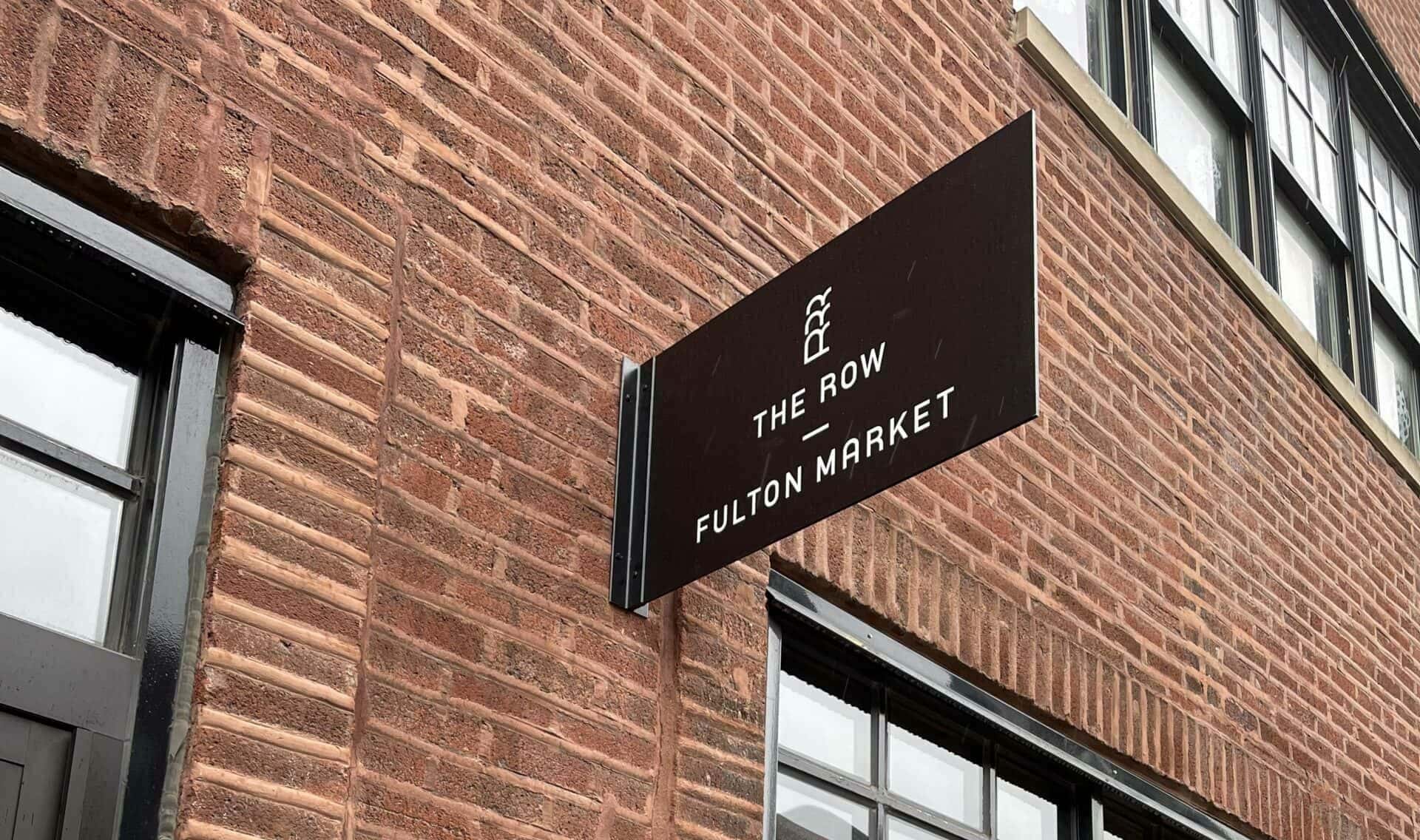 H.M. Witt & Co of Chicago: Blade Signs